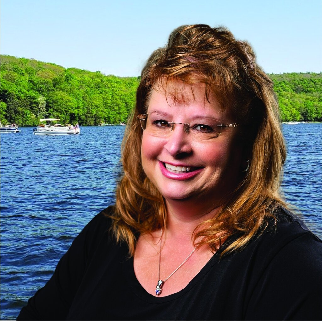 Lake Wallenpaupack PA Real Estate | Debbie Friese
